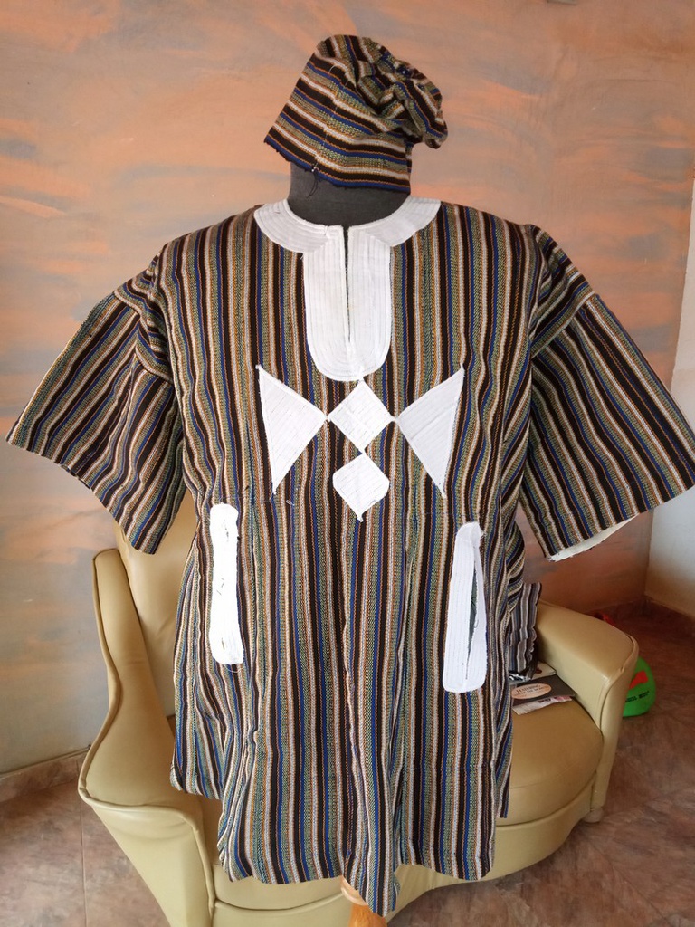 Tenue traditionnelle ''Lokpo'' | OPENMOISE False